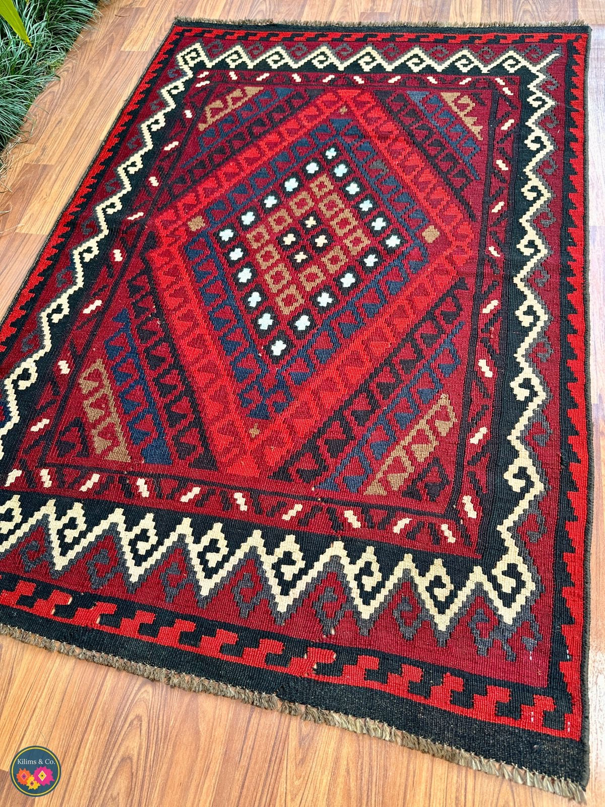 Pure wool kilim 5ft 1in x 3ft 6in – Kilims&Co.